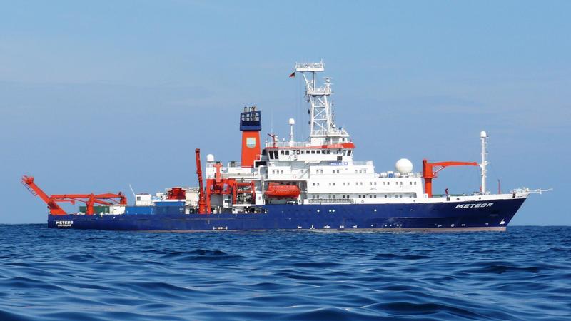 Looking into the future of the ocean: METEOR Expedition uses the ...